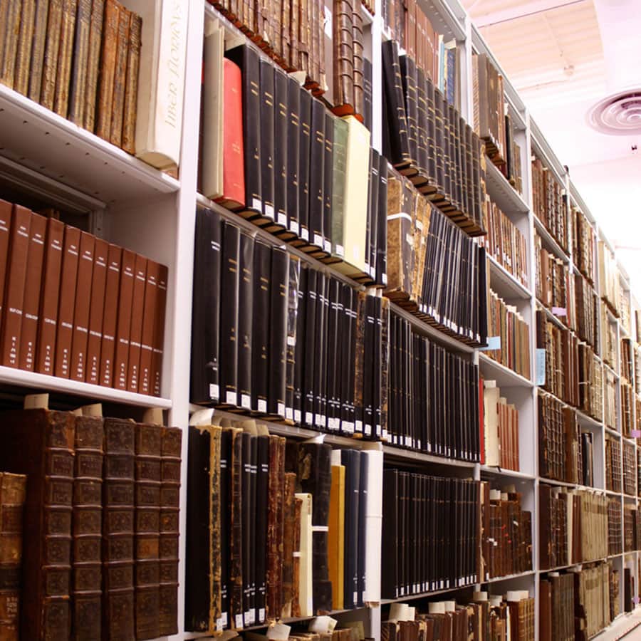 Museum Storage: Cabinets, Art Racks, Compactors | Patterson Pope